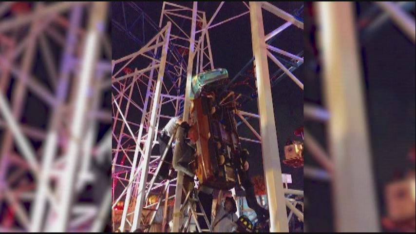 Roller coaster derails, drops 2 riders 30 feet; 6 injured