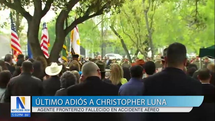 El agente caído de la Patrulla Fronteriza Christopher Luna es enterrado ...
