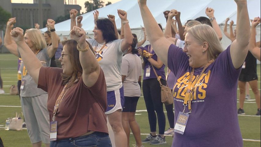 LSU ladies love their Tiger football