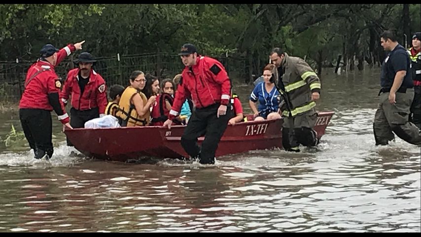 More than 200 rescued from flooding in Texas city