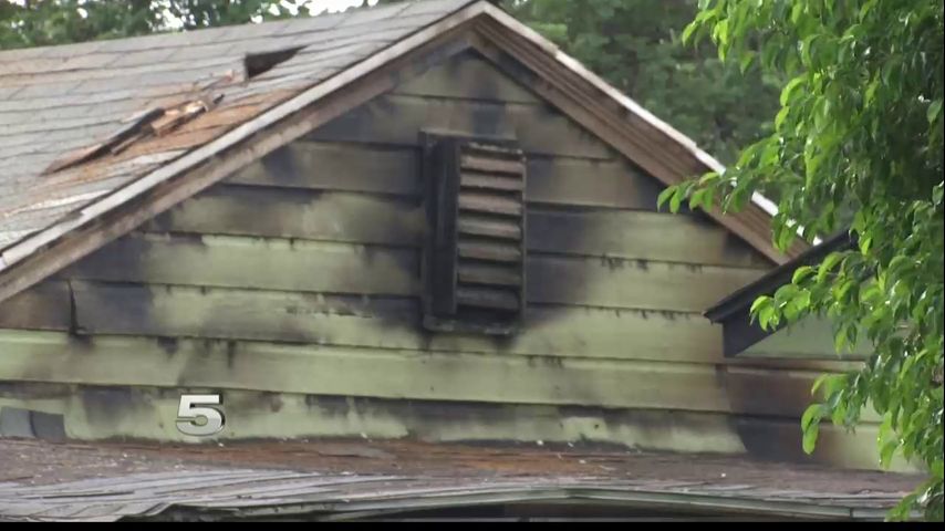 Pharr Firefighters Extinguish Early Morning House Fire