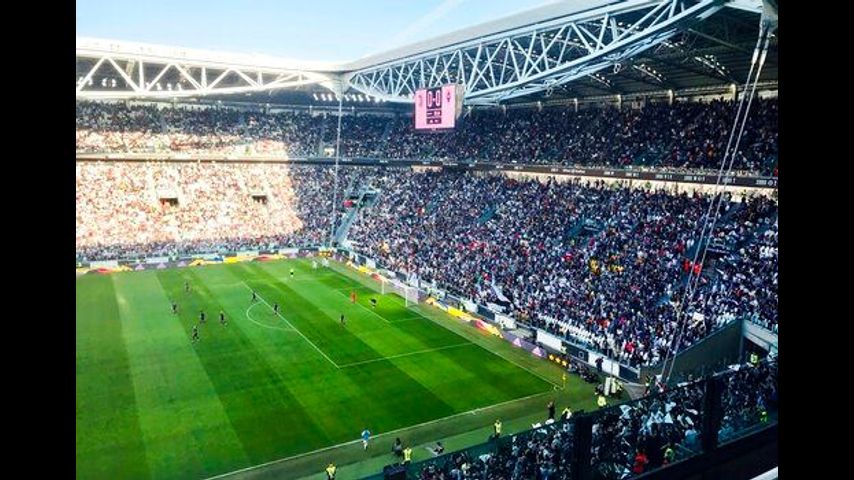Women's soccer gets another boost with huge crowd in Italy