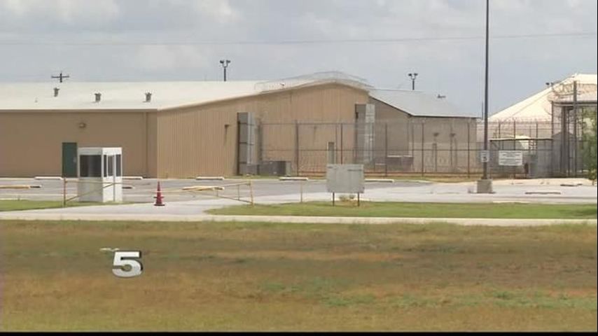 Willacy Co. Commissioners Meet to Discuss Contract for Detention Facility