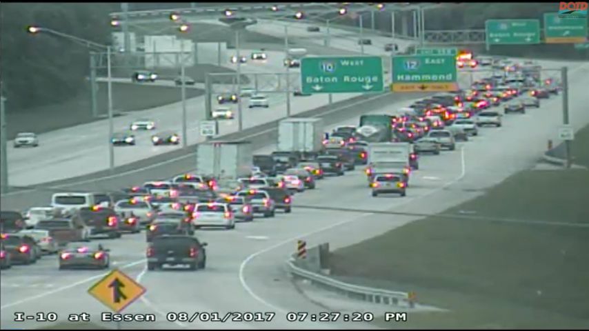 Hit and run causes heavy traffic on I-10 West near I-12 split