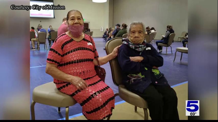 101-year-old woman receives second dose of Moderna vaccine in Mission