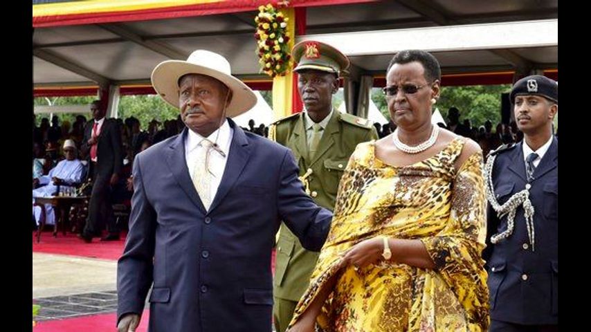 Can we talk? Ugandans try to coax longtime leader to leave