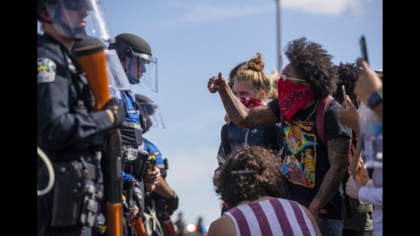 Dallas begins making arrests as Texas cities enforce curfews