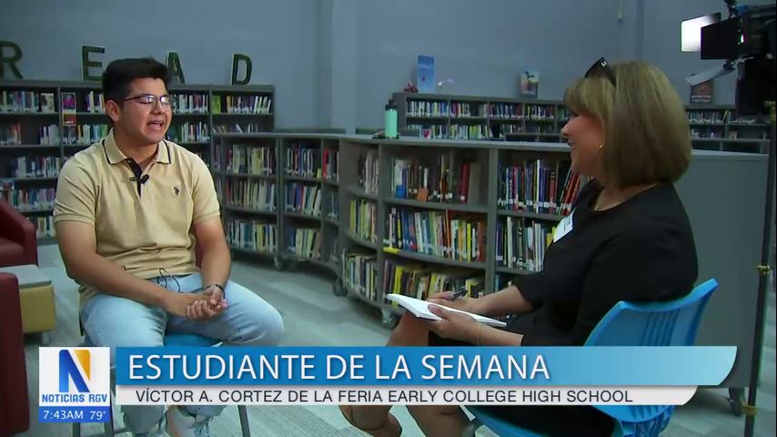 Estudiante de la Semana: Víctor Cortez de La Feria Early College