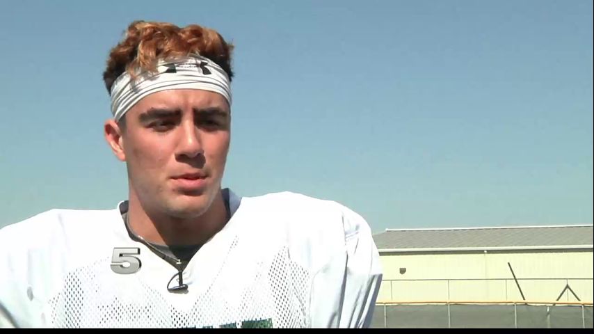 Rowe Earns First Playoff Win Since 2007