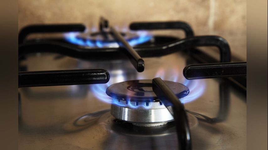 Unattended pot on kitchen stove causes house fire