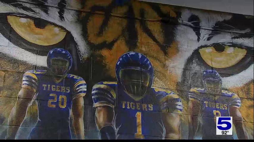 Two-A-Day Tour: Valley View Tigers