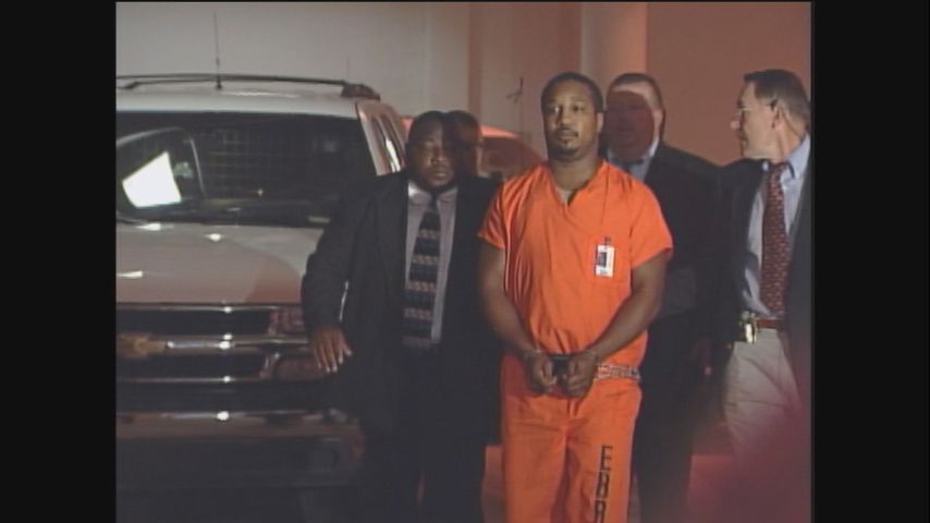 WBRZ archive: Derrick Todd Lee arrives in Louisiana after arrest in ATL